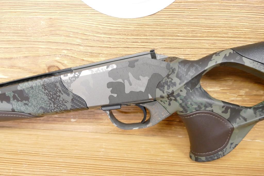 Blaser Custom R8 Carbon Huntec Leder cocoa Schaft mit System NEU WAFFEN FLÜHR ANSBACH - eGun