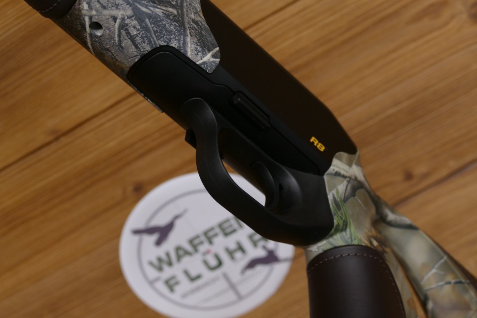 Blaser R8 Ultimate Camo Schaft Leder cocoa Custom Shop Sonderedition WAFFEN FLÜHR ANSBACH - eGun
