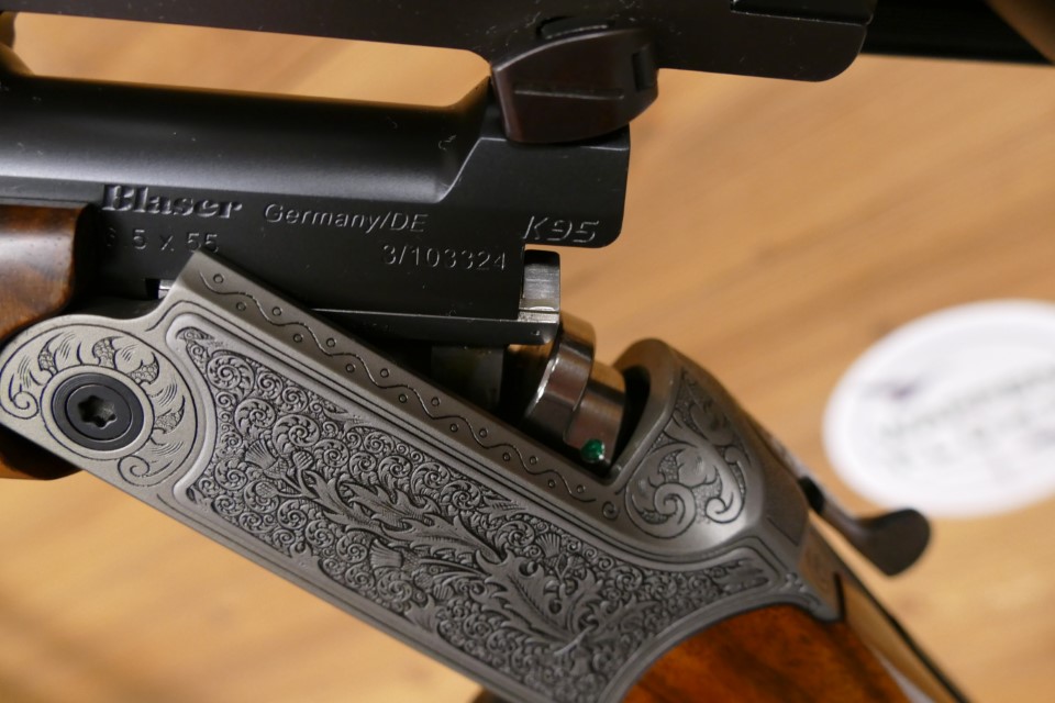 BLASER K95 Stutzen Luxus Achtkant 6,5x55 inkl. Kahles KXi 3,5-10x50 ...